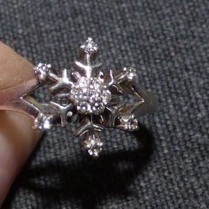 Disney | Jewelry | 6ctw Enchanted Disney Diamond Elsa Frozen Snowflake ...
